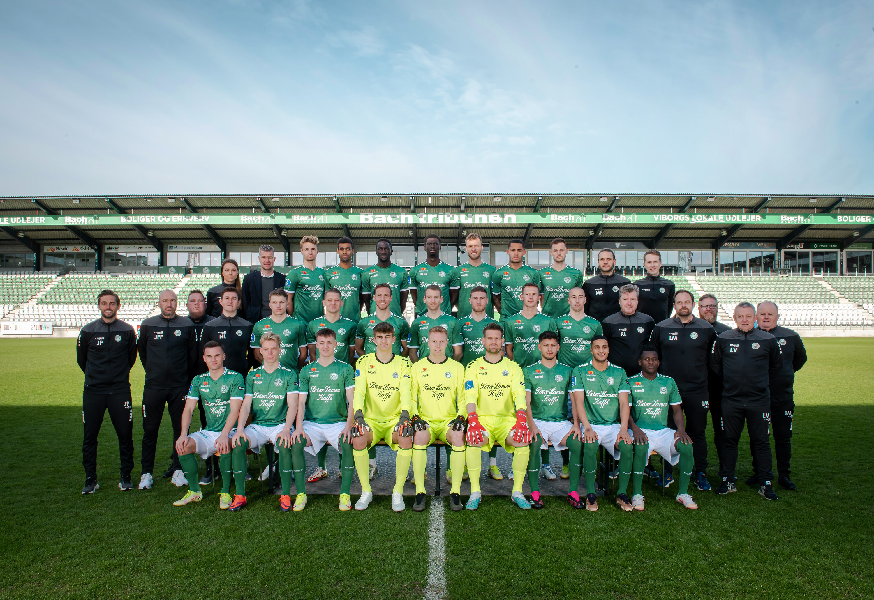 Se årets holdfoto - Viborg F.F. Prof. Fodbold A/S
